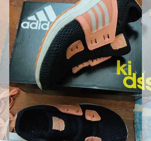 Кроссовки женские adidas