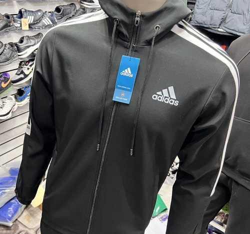 Спортивный костюм adidas