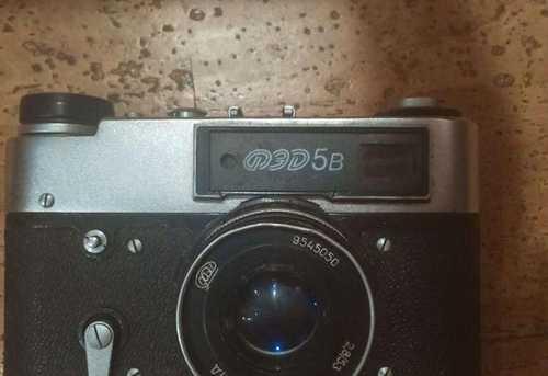 Фотоаппарат фэд-5В В кожаном футляре