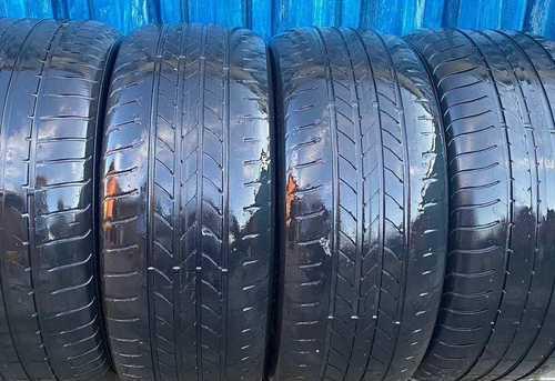 Goodyear EfficientGrip 245/45 R19 и 275/40 R19 101Y