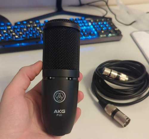 Студийный микрофон AKG p120