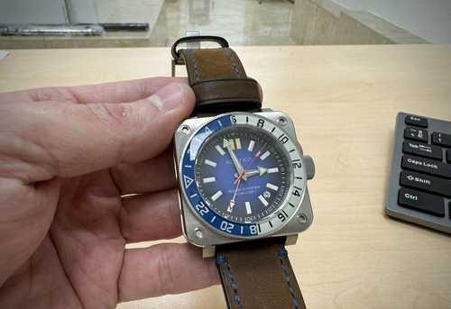 Aquatico Steel Man GMT