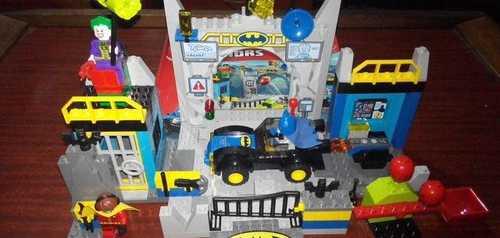 Lego Juniors 10672 Пещера Бэтмена