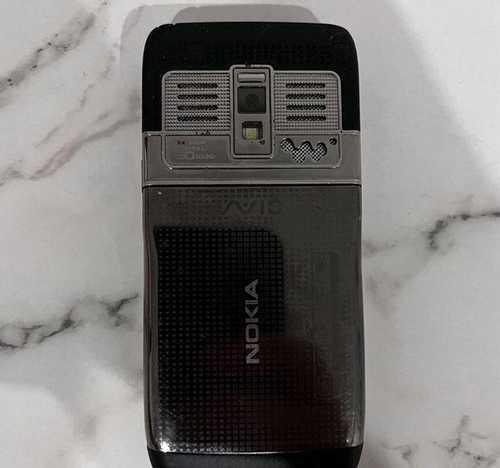 Nokia E71