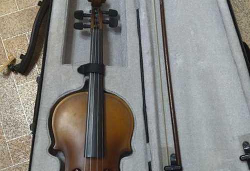 Скрипка 1/2 с мостиком в хорошем состоянии