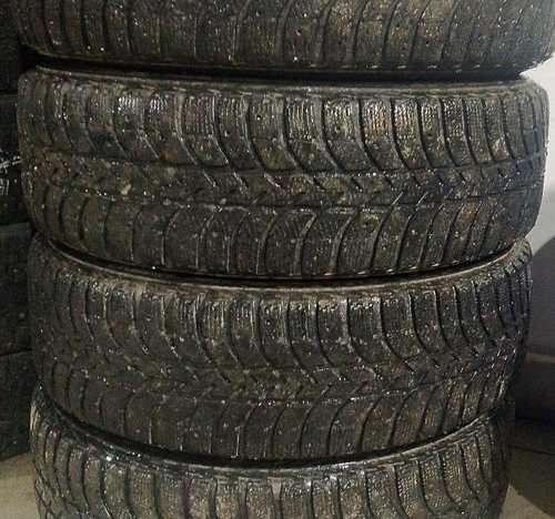 Bridgestone Ice Cruiser 5000 235/65 R17 108T