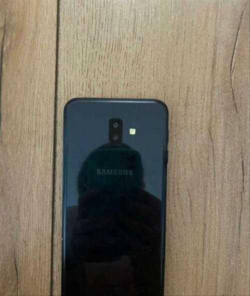 Телефон Samsung galaxy J6+