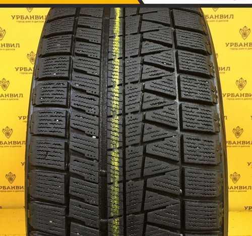 Bridgestone Blizzak Revo GZ 245/40 R18 93S