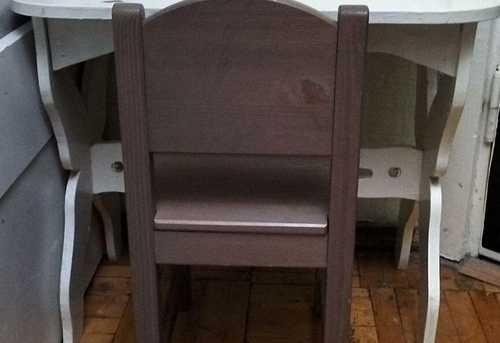 Стол с резным низом и детский стул Сундвик IKEA