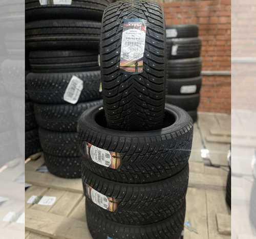 Nokian Tyres Hakkapeliitta 10p 245/40 R18 97T