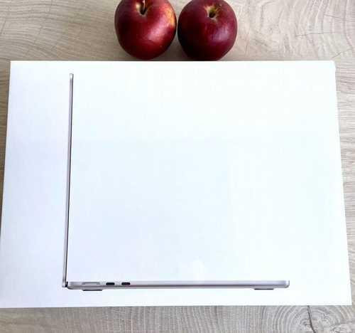 Новый MacBook Air 13.6" 2024 M3 16Gb SSD 512Gb STL