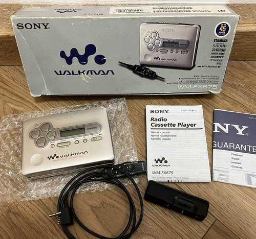 Кассетный плеер Sony Walkman WM-FX675
