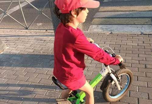 Зелёный велосипед Royal Baby 16