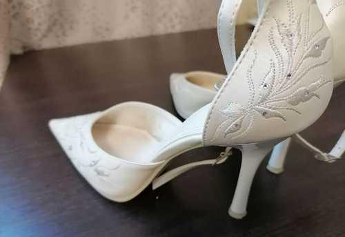 Туфли женские свадебные