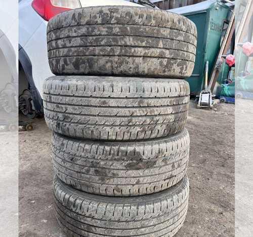 Goodyear EfficientGrip Performance 2 225/55 R17