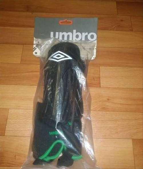 Футбольные щитки Umbro и Nike