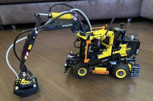 Lego Technic Экскаватор Volvo EW 160E