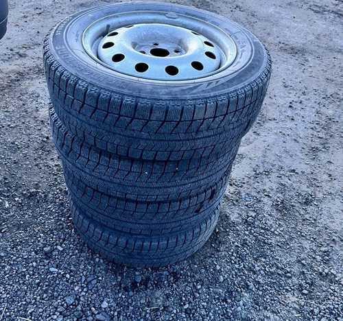 Bridgestone Blizzak VRX 185/65 R15