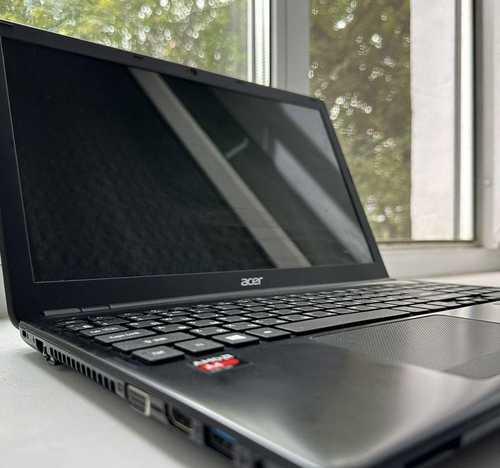 Acer aspire E1-522