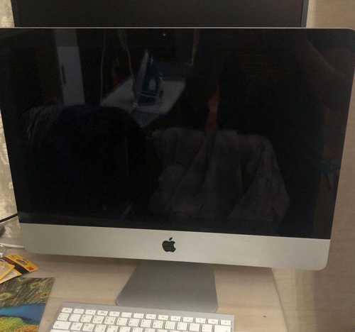 Apple iMac 21.5 late 2010