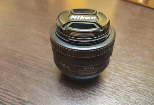 Объектив Nikon AF-S DX nikkor 35mm + фильтры