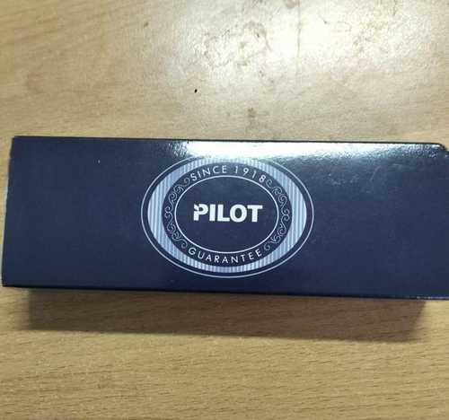 Перьевая ручка pilot