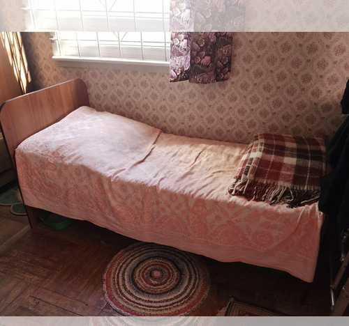 Кровать подростковая