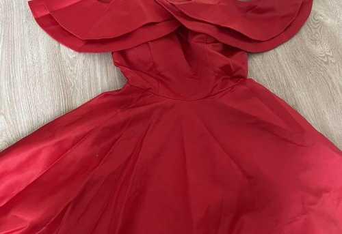 Вечернее платье в пол 42 44 красное