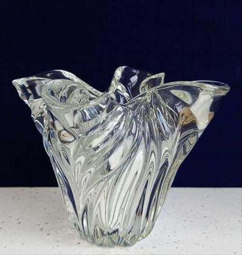 Коллекционная хрустальная ваза"Тюльпан" лзхс
