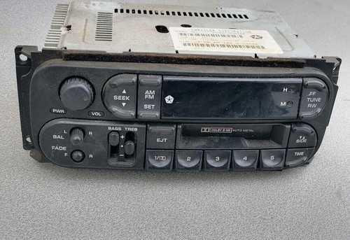 Магнитола кассетная для Dodge Intrepid 1998-2004