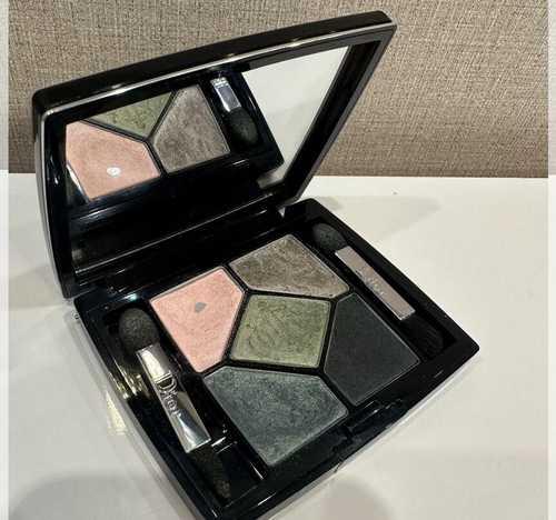 Тени для век Dior 466 House of greens