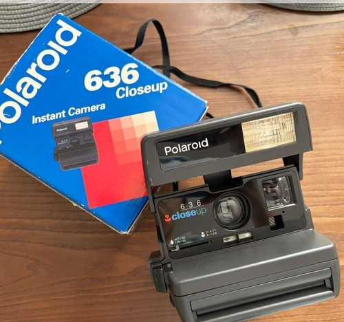 Пленочный фотоаппарат Polaroid 636