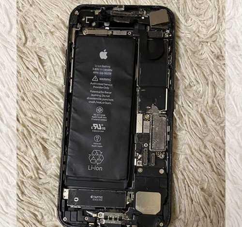 iPhone 7, 32 ГБ