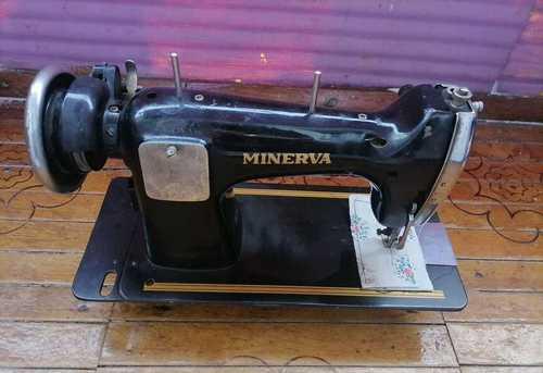 Швейная машина Minerva 122