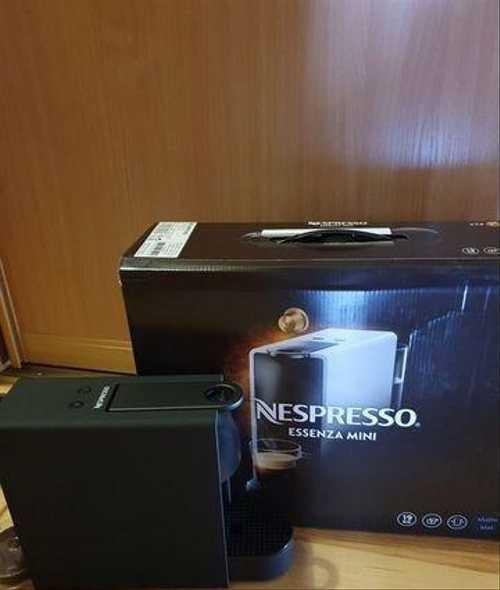 Кофемашина Nespresso essenza mini