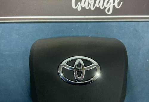 Подушка безопасности водителя Toyota Hilux