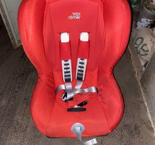 Автомобильное кресло britax romer duo plus isofix