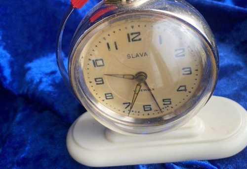 Настольные часы, будильник. 50-60 х годов