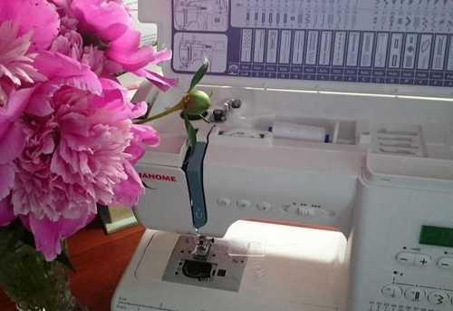 Швейная машина Janome QC2325
