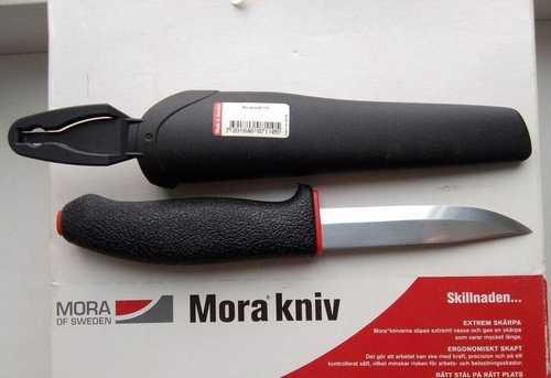 Нож туристический Mora 711