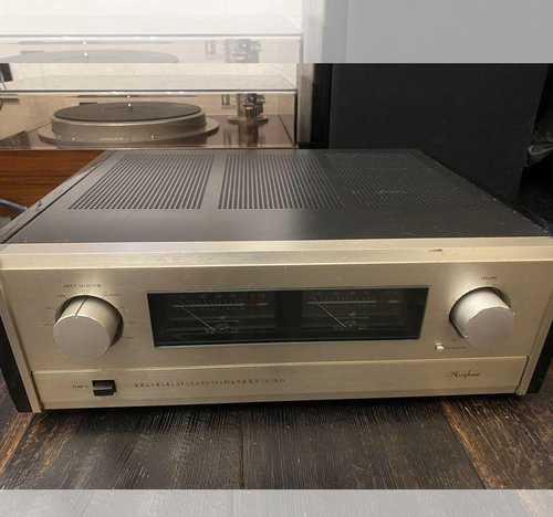 Accuphase E-305 усилитель Hi-End класса