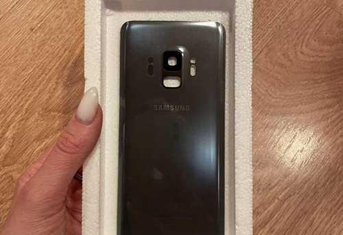 Телефон Samsung S9 задние стекло (крышка)