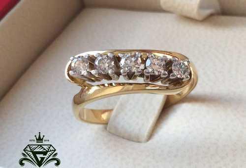Золотое кольцо с бриллиантами 0.50кт