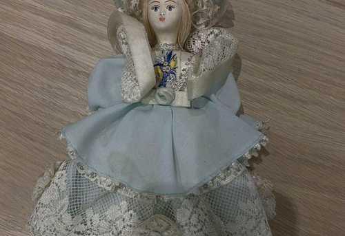 Кукла фарфоровая коллекционная маленькая