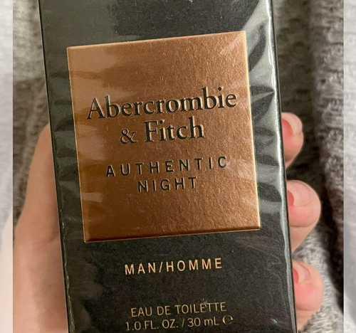 Abercrombie & Fitch authentic night MAN