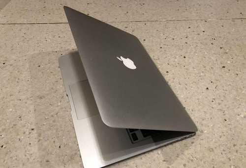 Macbook air, model A1369, 125 GB