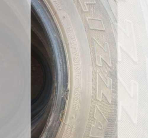 Bridgestone Blizzak DM-V1 225/70 R16 103R