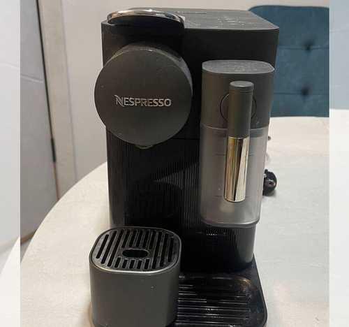 Капсульная кофемашина delonghi nespresso