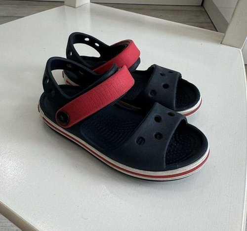 Сандалии crocs c8