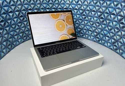 MacBook Pro 13 2020 M1/16/256Gb Silver, Ростест